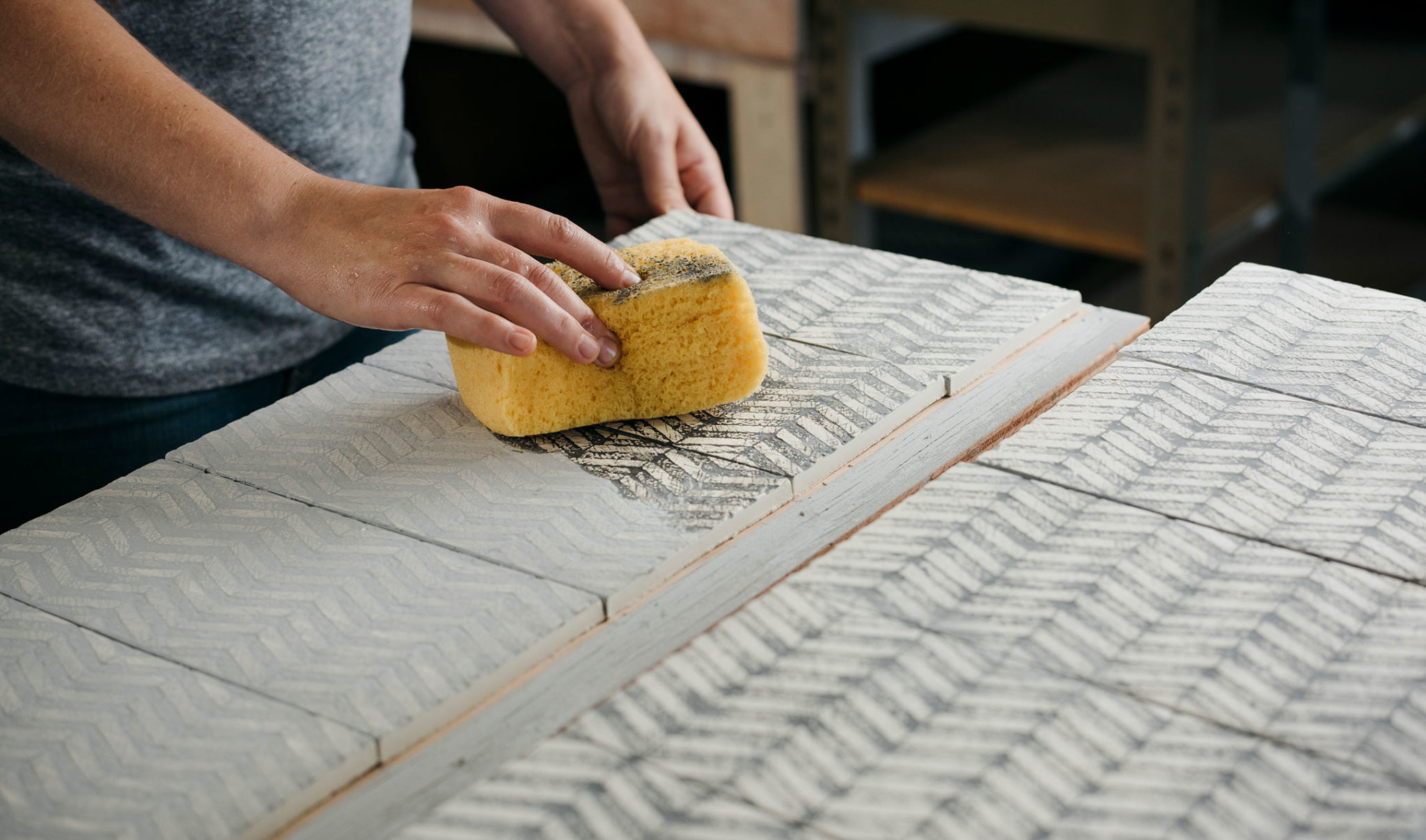 Ceramic Tile Polywash Hand Painting Technique - Pratt + Larson